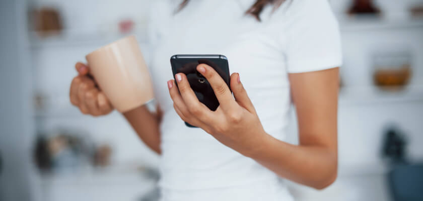 Jaki smartfon z ekranem AMOLED kupić? Podpowiadamy!